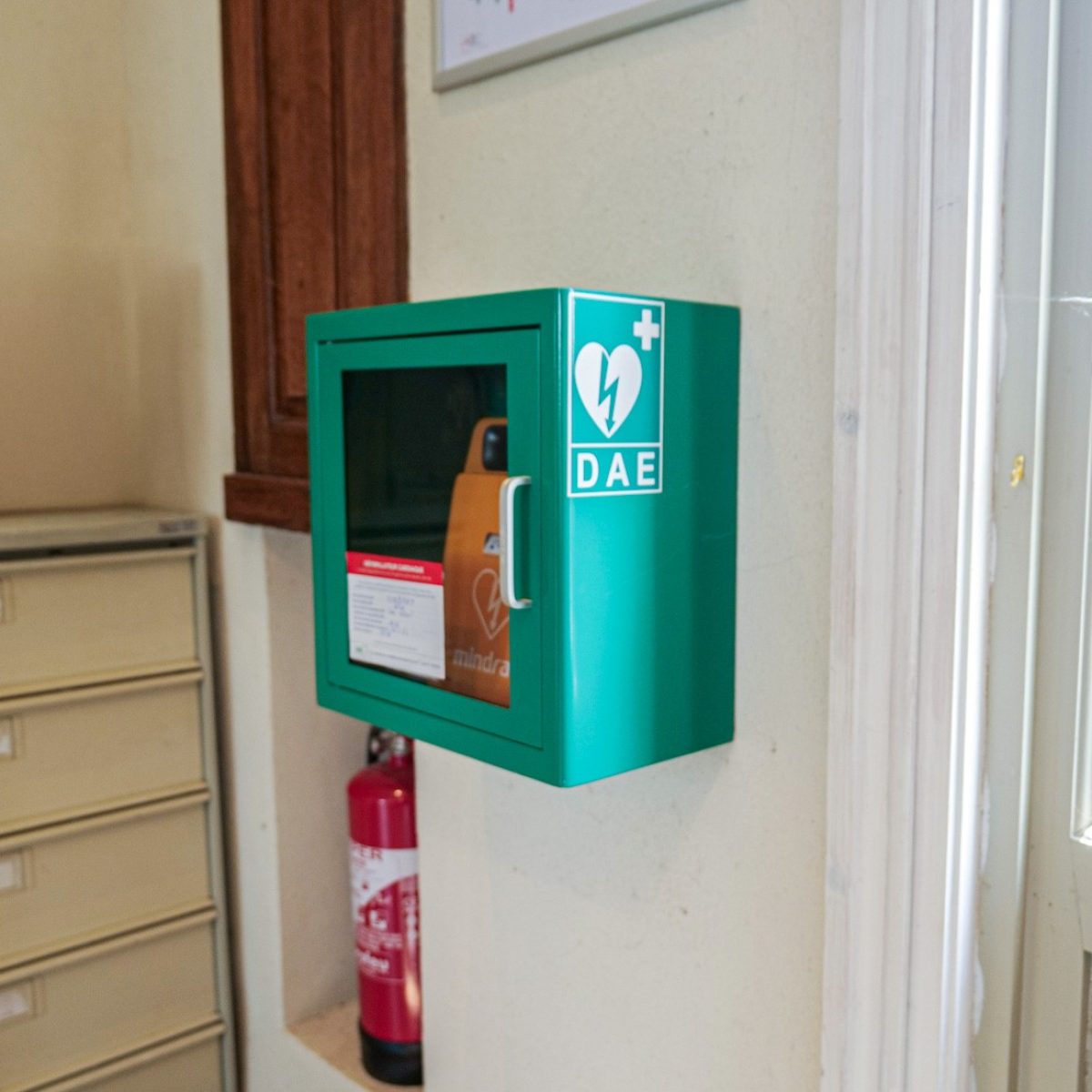 Installation and maintenance of AEDs for the city of Grenoble – Cordon ...